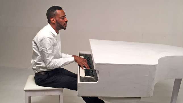 Top 10 Nigerian Artists with dancefloor songs that are evergreen